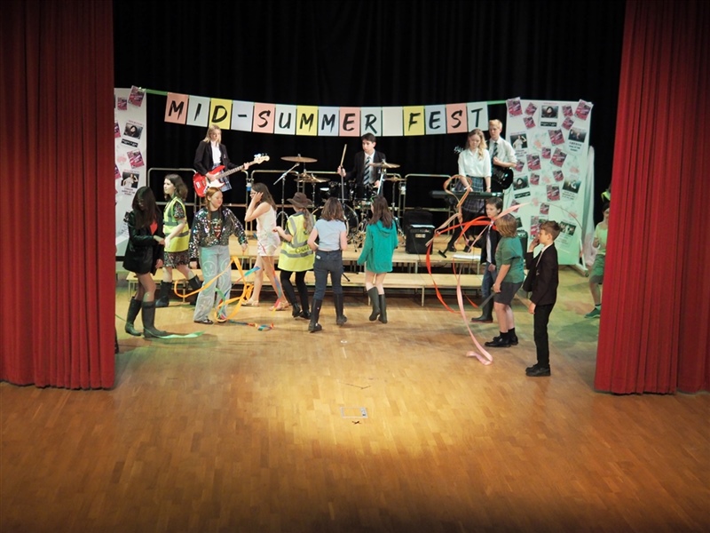 Midhurst Rother College > Communication > Gallery